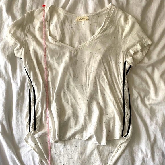 Bella Dahl | Tops | Bella Dahl White Top | Poshmark